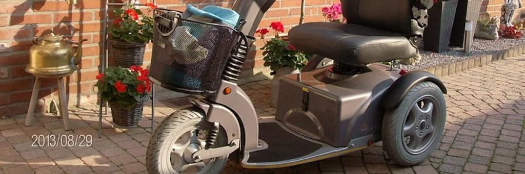 How do Mobility Scooter Controls Work